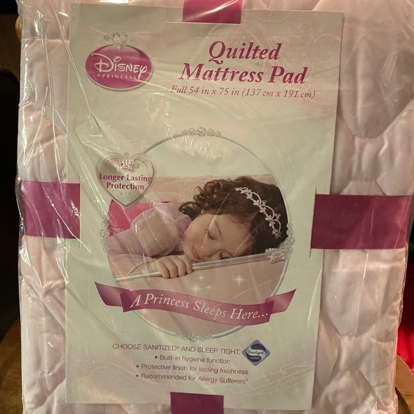 Disney | Bedding | Disney Princess Quilted Mattress Pad Protector ...